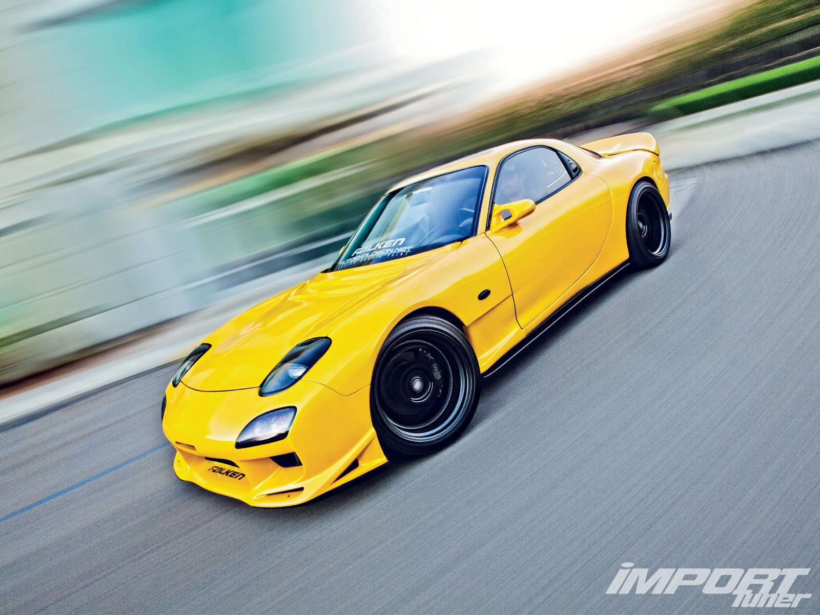 1993 FD3S Mazda RX-7 - Show Queen Or Street King?